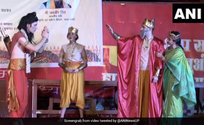 Video: Russian Artists Mesmerise Audience With Their Ramlila Performance In Ayodhya