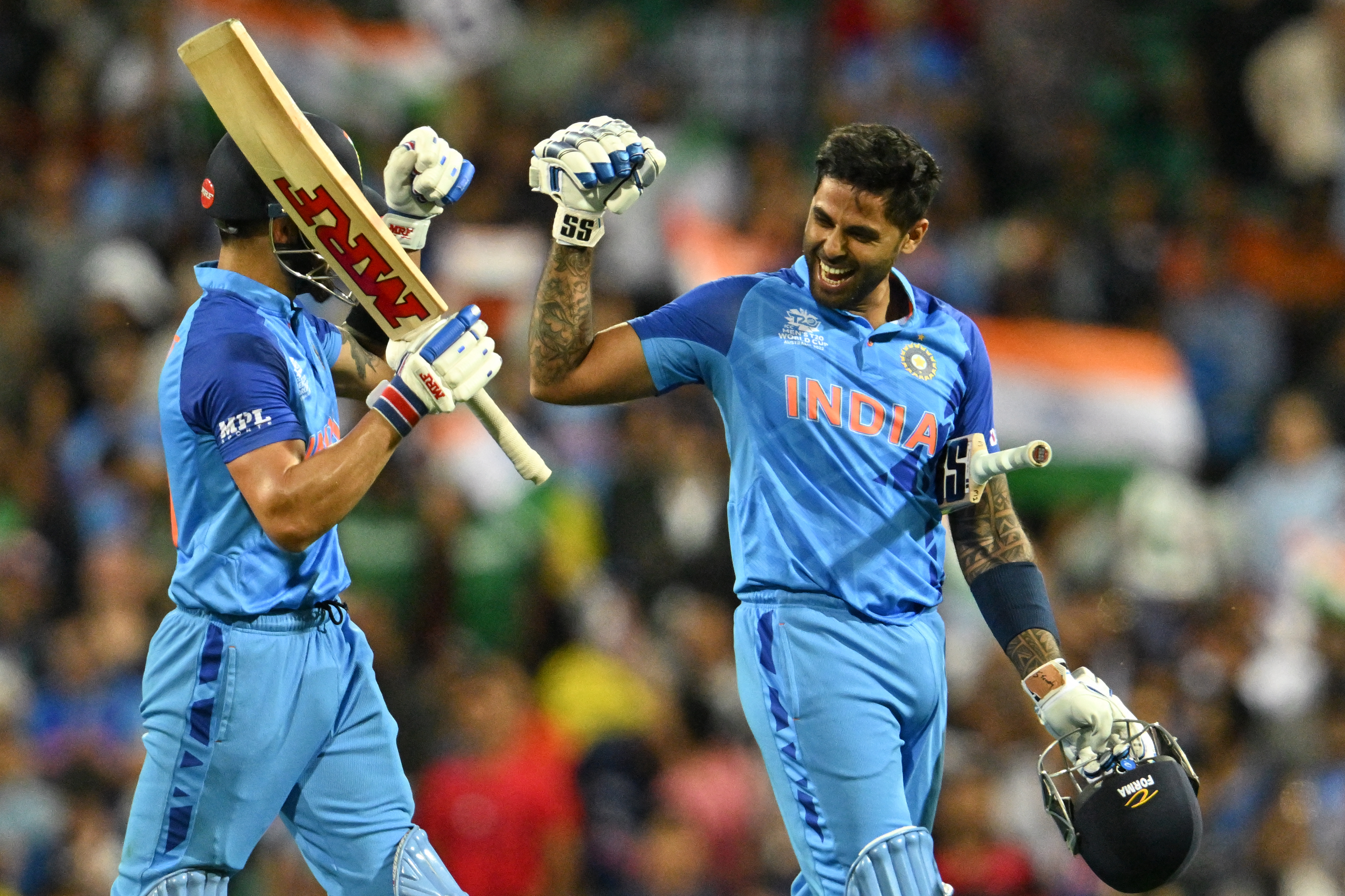 Watch Suryakumar Yadav Brings Up Fifty With Outrageous Six Celebrates Watch Suryakumar Yadav Brings Up Fifty With Outrageous Six Celebrates