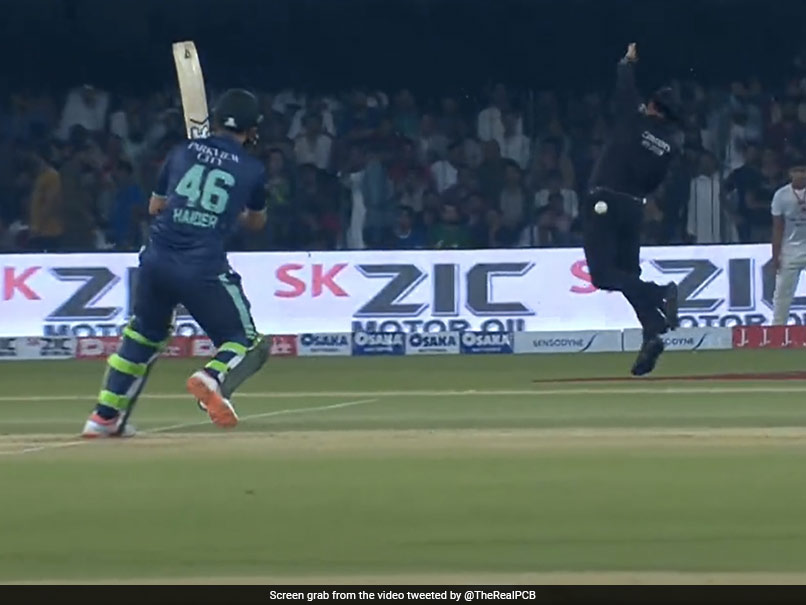 Pakistan vs England: Umpire Aleem Dar Hurt As Haider Ali Smashes A Shot Into Him | Cricket News