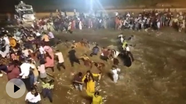 8 Dead, Many Missing After Bengal Flash Flood During Durga Idol Immersion