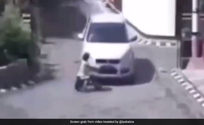 Video: Girl Miraculously Survives After Being Run Over By Car