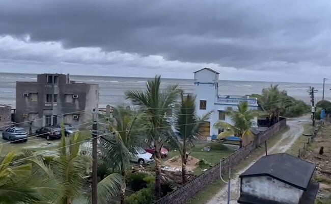 Cyclone Sitrang Intensifies; Heavy Rain, Wind Alert For Bengal ...