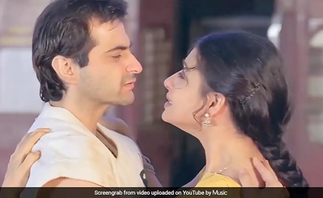 Sirf Tum Actress Priya Hot