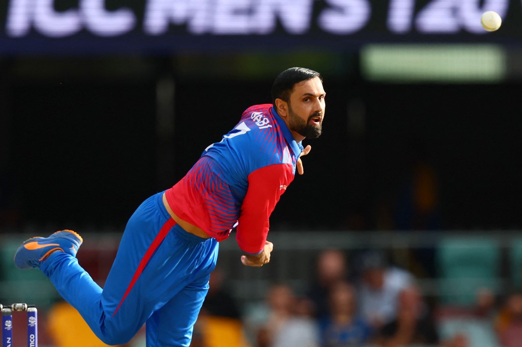 Mohammad Nabi Profile - Cricket Player, Afghanistan | News, Photos ...