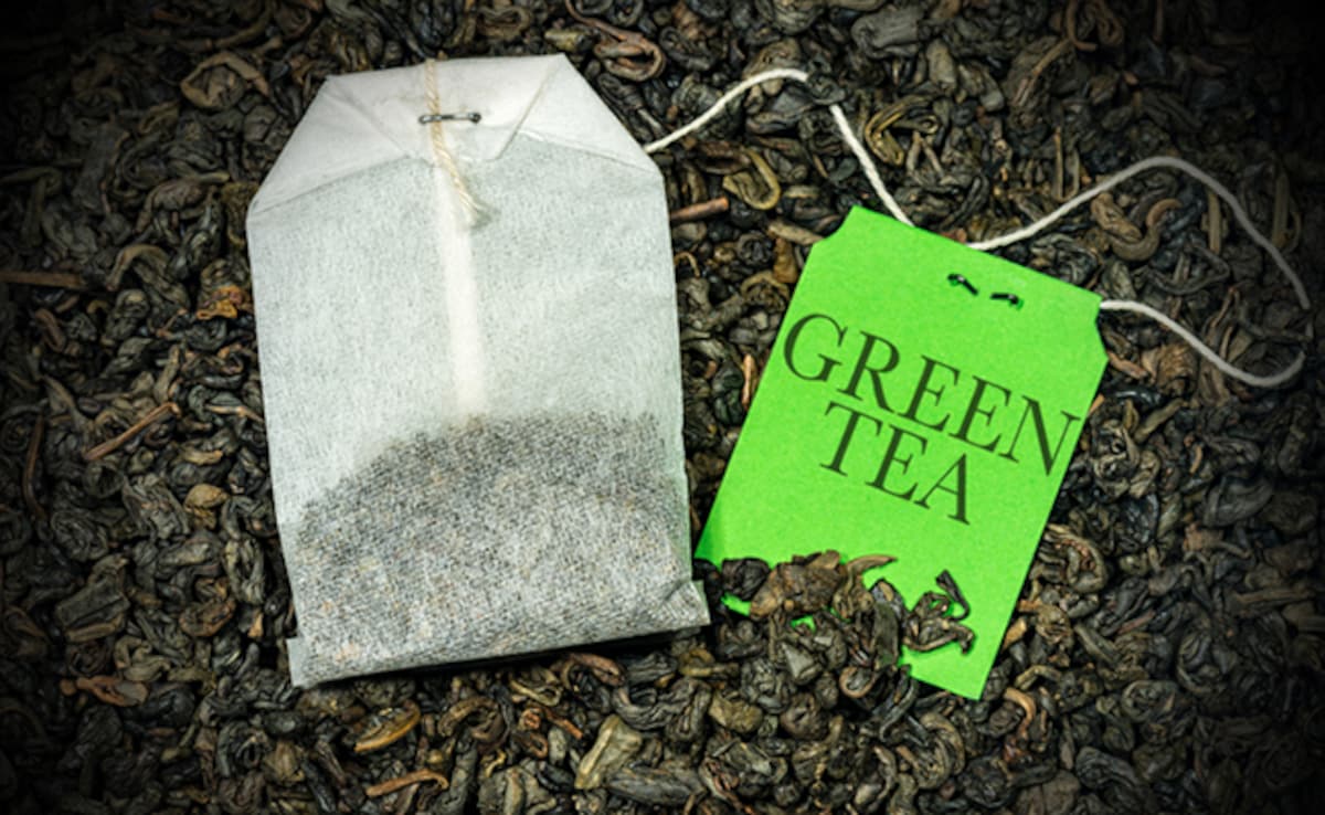 यूज किए ग्रीन टी बैग को इन 4 तरीकों से कर सकते हैं इस्तेमाल | 4 WAYS TO REUSE GREEN TEA BAG, Use ...