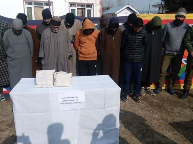 5 Cops Among 17 Arrested For Drug Trafficking From Pakistan To Kashmir
