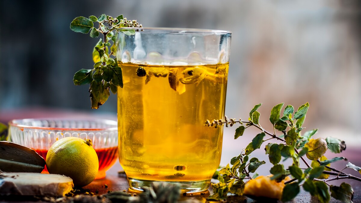 Nutritionist Shares A Healthy Recipe For A Lung-Cleanse Tea