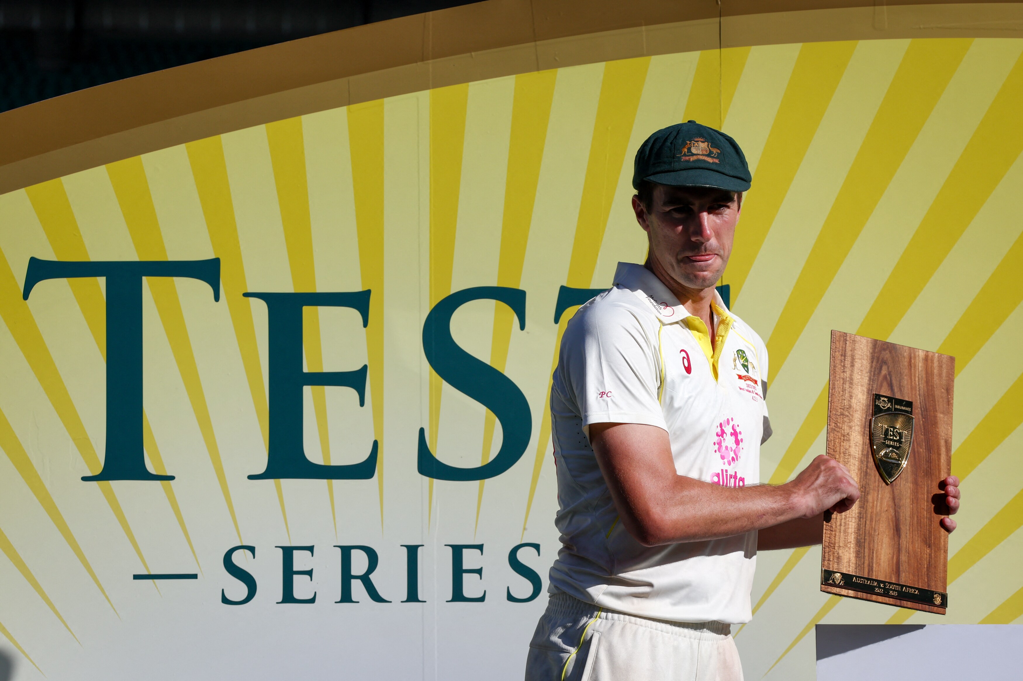 Allan Robert Border Profile - Cricket Player, Australia | News, Photos ...