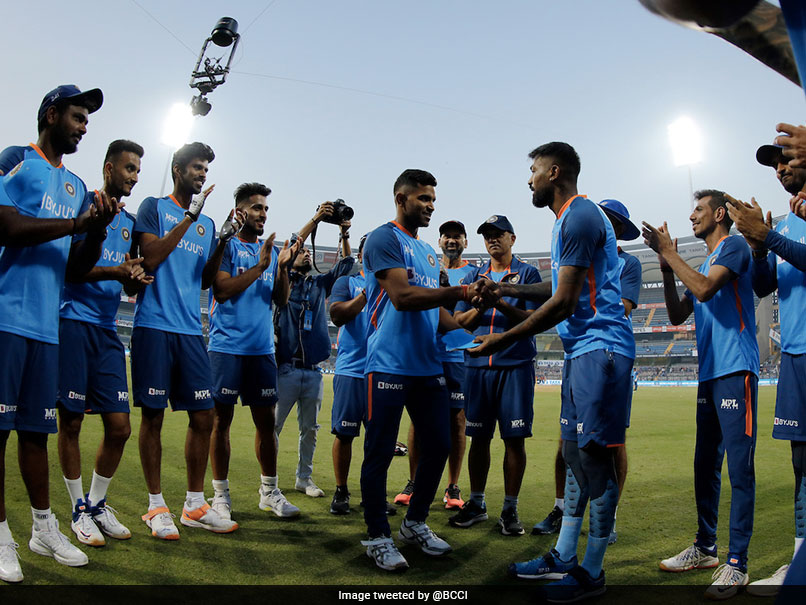 Shubman Gill, Shivam Mavi Make Debuts In 1st T20I vs Sri Lanka ...