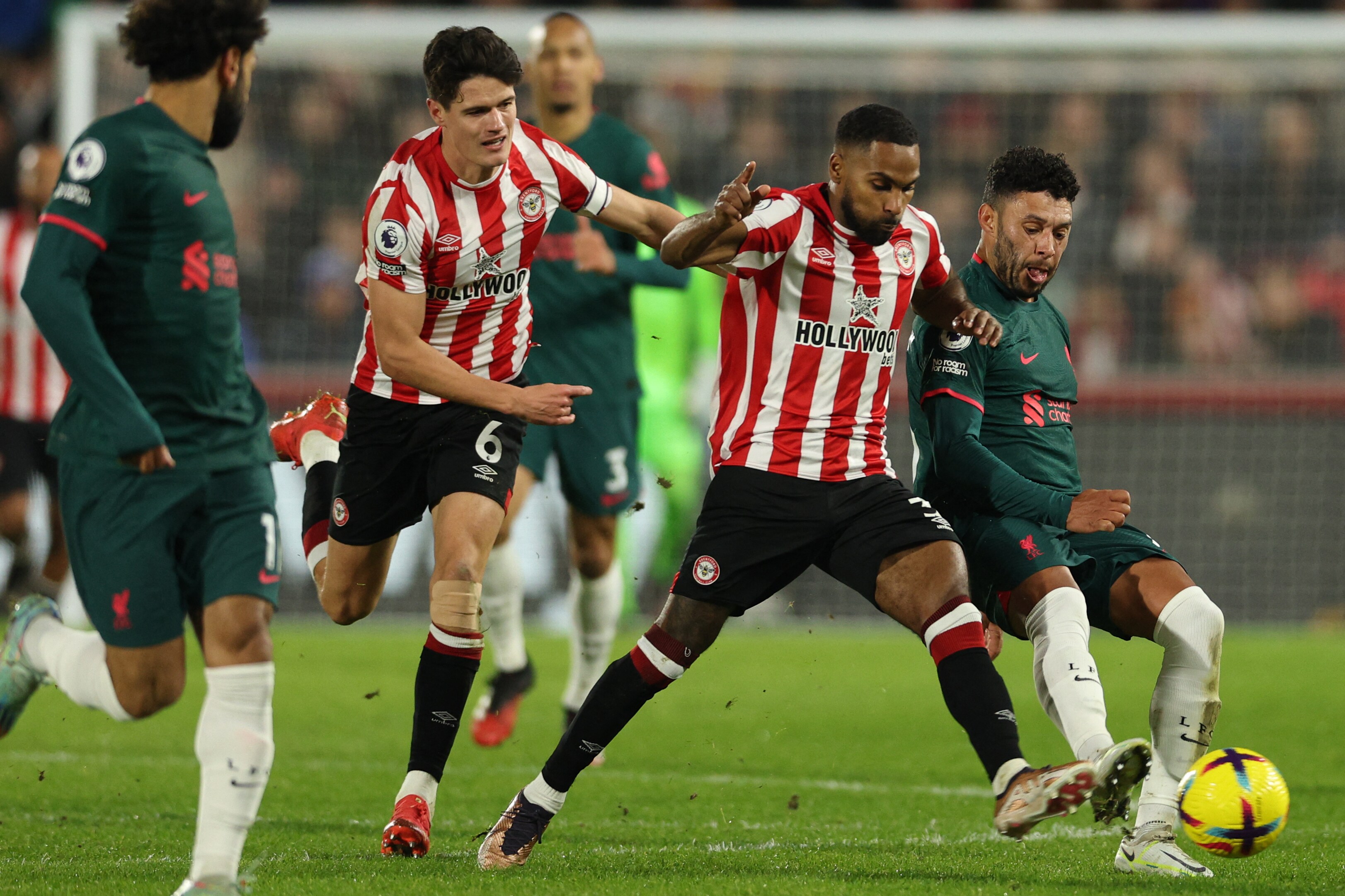 Alexander Oxlade-Chamberlain Profile - Football Player, England | News ...