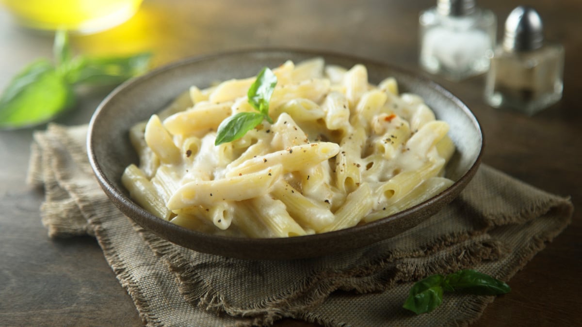 White Sauce Pasta Recipe | Know All About White Sauce Pasta Recipe at ...