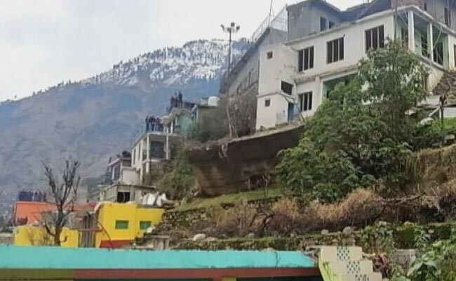 Joshimath-Like Situation In Jammu And Kashmir Village, Cracks In Houses