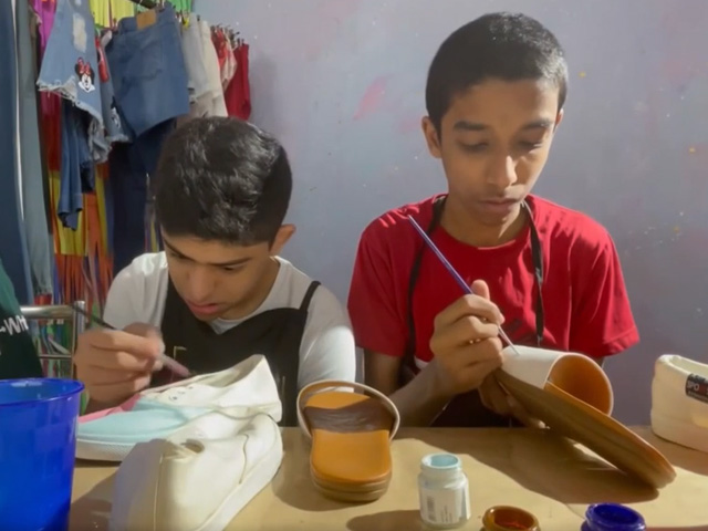 Specially-Abled Kids Turn Everyday Objects Into Art