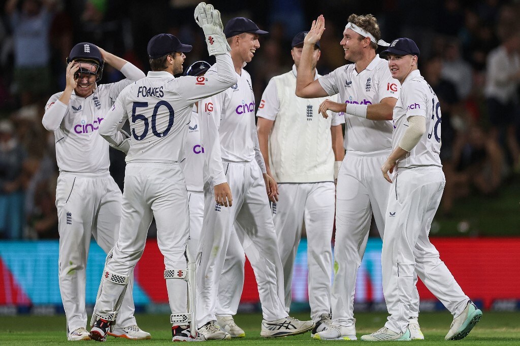 Stuart Broad Profile - Cricket Player, England | News, Photos, Stats ...