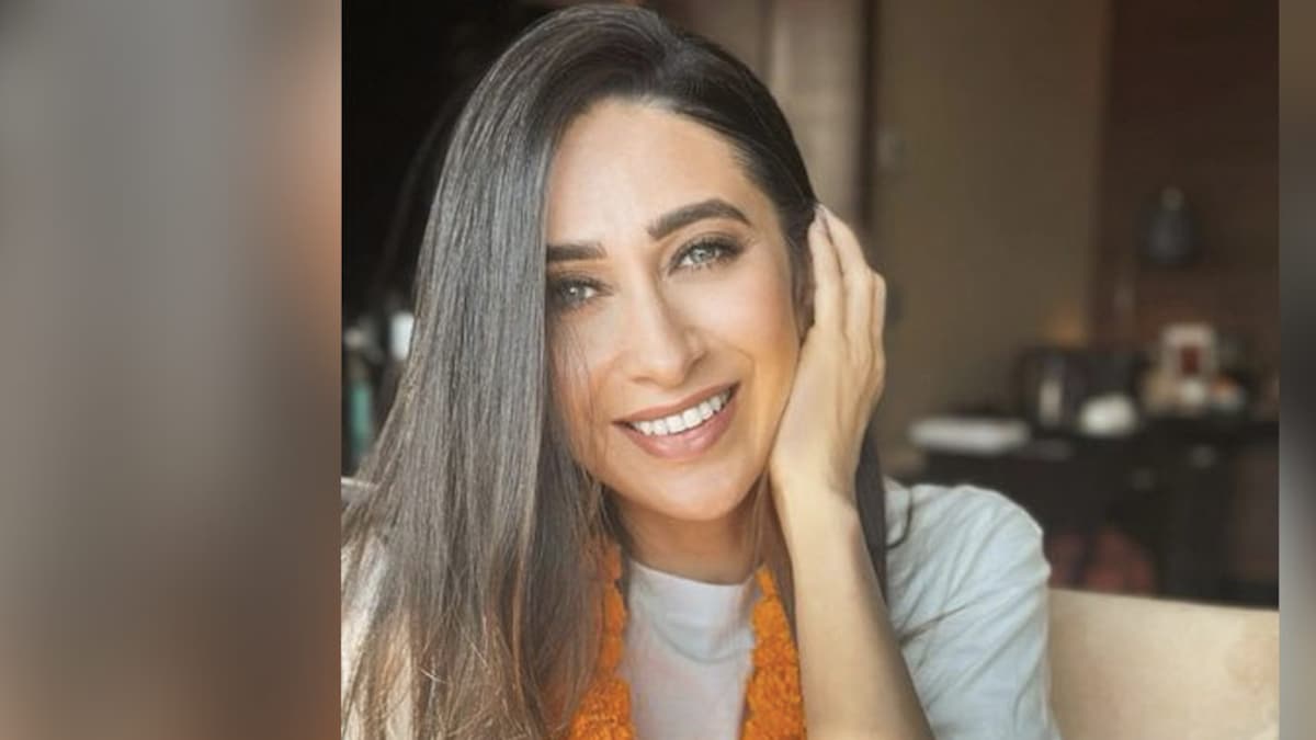 Karisma Kapoor, Sara Ali Khan Wrap Latest Film With Yummy Desserts ...