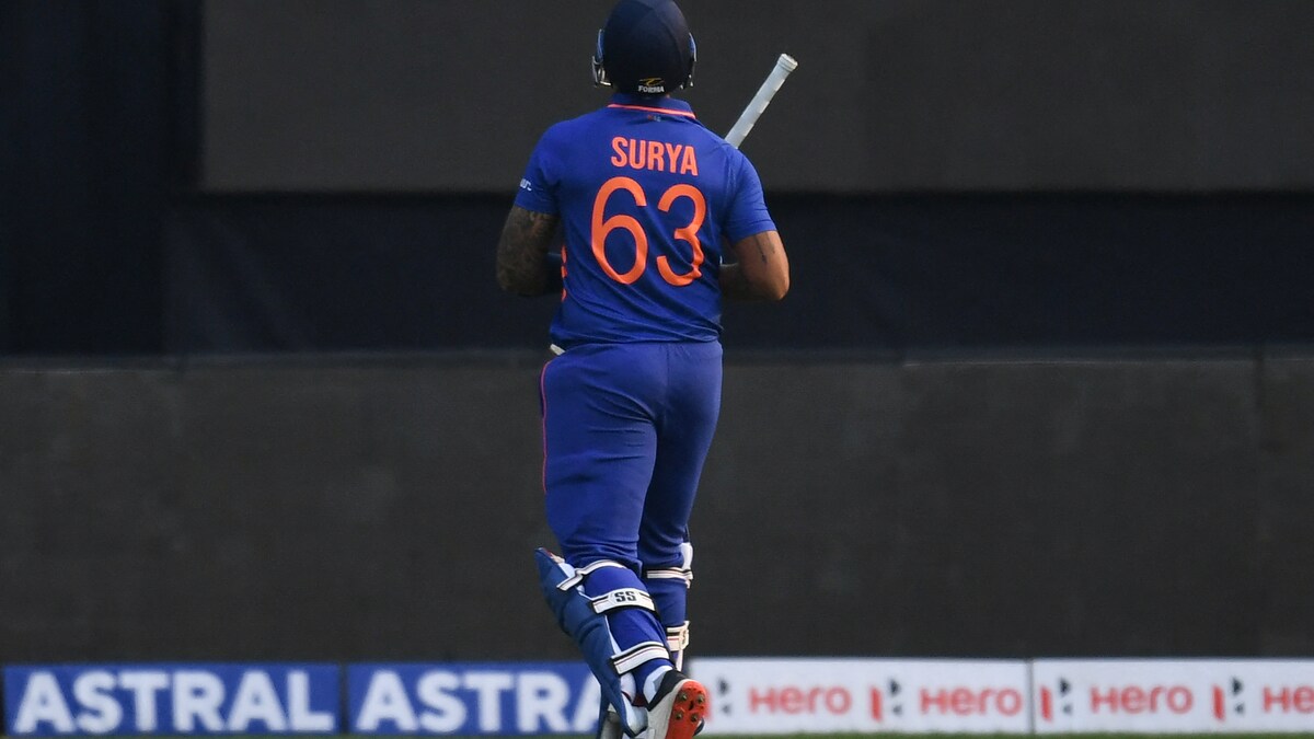 "Don't Compare Suryakumar Yadav with Sanju Samson": India Great's Clear Message To Critics ...