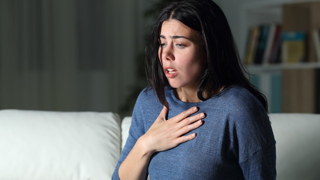 7 Easy Yoga Poses For Anxiety Relief