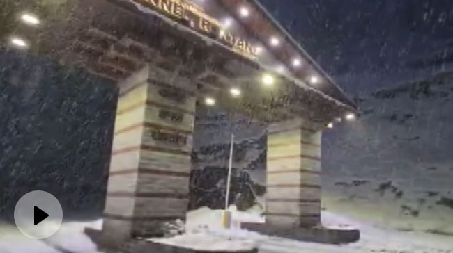 Himachal: Atal Tunnel in Manali Receives Fresh Snowfall, Turns Hill Pearly White