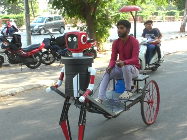 Students In Surat Design Robot That Can Pull A Rickshaw