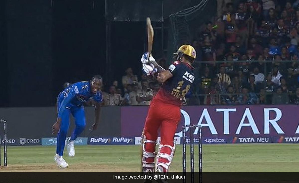 Virat Kohli Indian Cricketer Batting