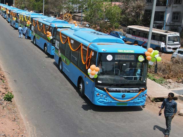 Chief Minister Pramod Sawant Flags Off 20 Electric Buses To Reduce ...