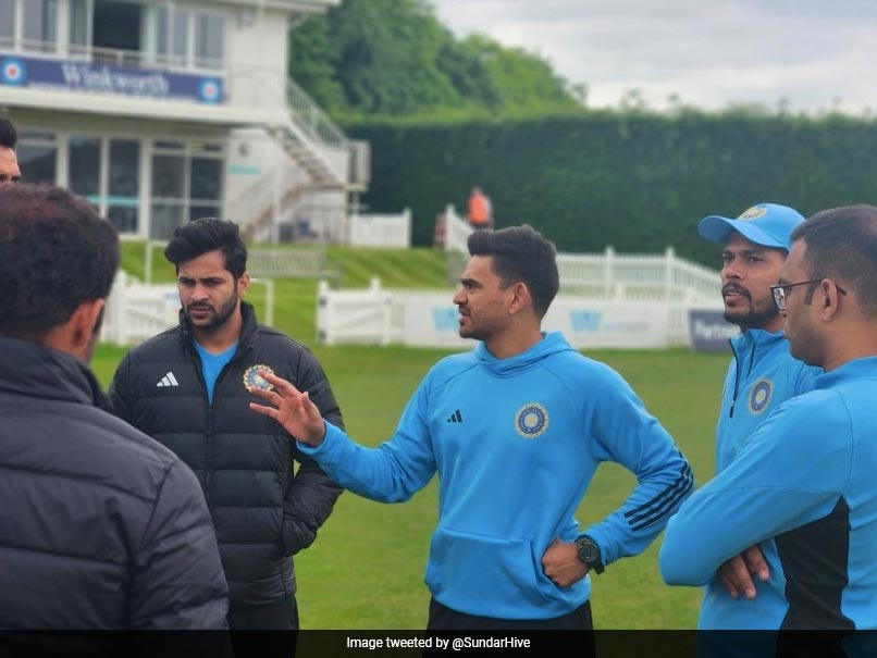Jimmy Anderson: Latest News, Photos, Videos on Jimmy Anderson - NDTV.COM