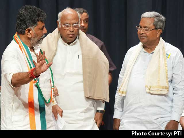 DK Shivakumar, Siddaramaiah's One-On-One With Congress Chief Amid Tussle