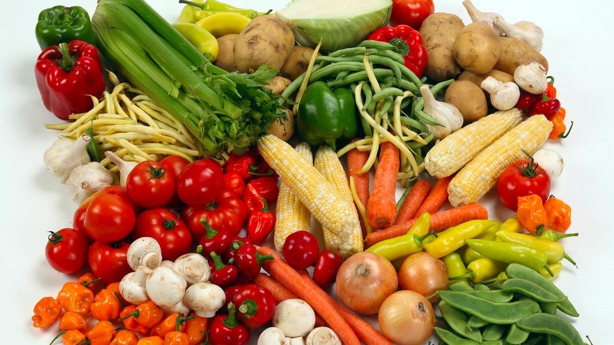 Kitchen Hacks: 6 Tips To Keep Vegetables Fresh And Make Them Last ...