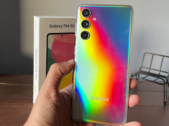Samsung Galaxy F54 5G Unboxing & First Look