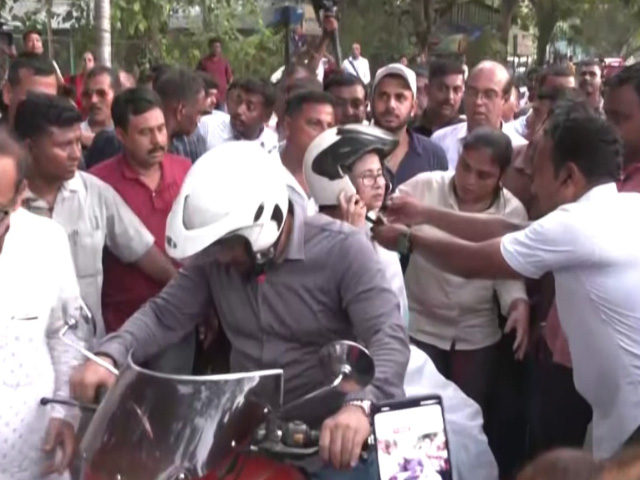 Watch: Mamata Banerjee Holds March For Wrestlers, Then A Motorcycle Ride