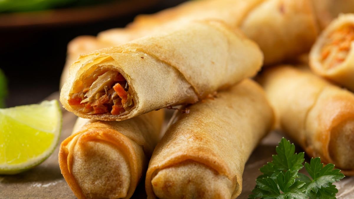 Treat Yourself To Veg Spring Rolls. Order On NDTV Big Bonus App For ...