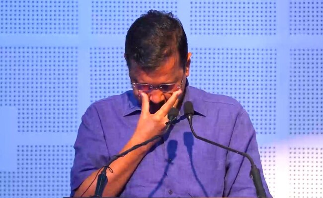 "This Was His Dream": Arvind Kejriwal Tears Up, Says Missing Manish Sisodia