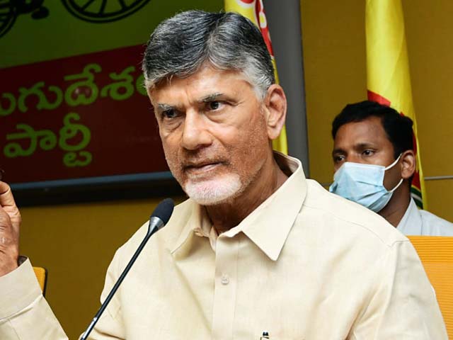 Chandrababu Naidu Meets Amit Shah, Sets Off Buzz About Alliance For Polls