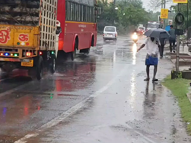 Amid Heavy Rain, Holiday Declared For Schools In Chennai