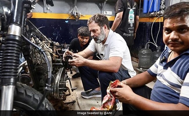 Rahul Gandhi Visits Motorcycle Workshop At Popular Delhi Market