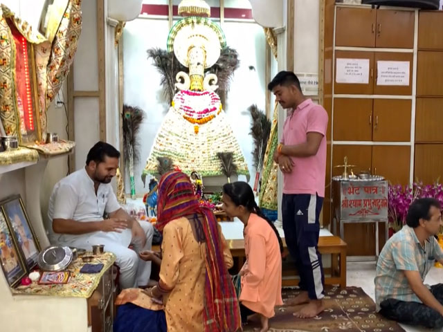 "Wear Decent Clothes": UP Temple's Dress Code For Devotees