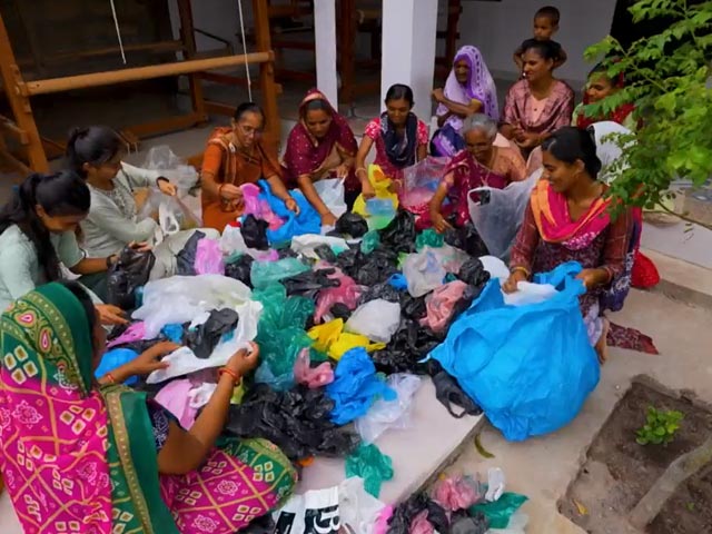 Weaving And Recycling Plastic The Traditional Way