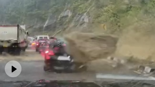 Nagaland Landslide | Video: Giant Boulder Crushes Cars After Landslide ...