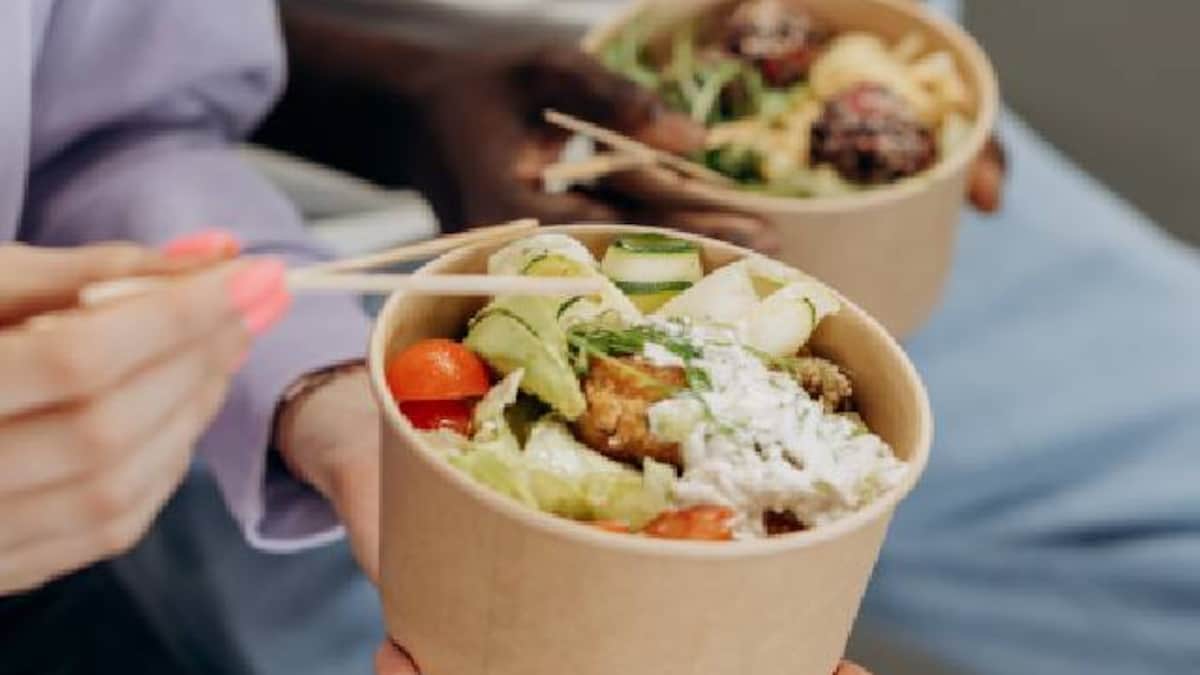 5 Things You Should Never Do Right After Eating (And What To Do Instead ...