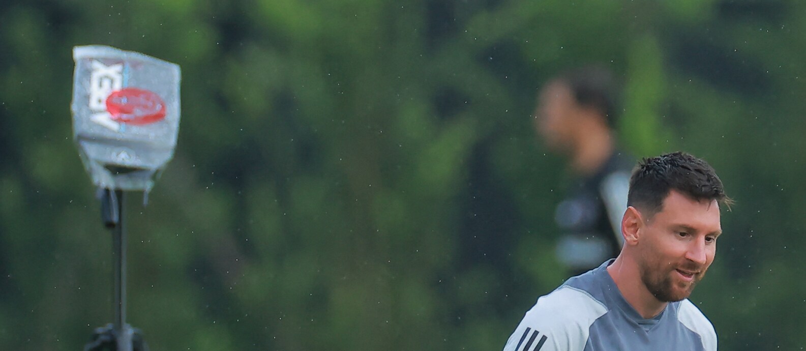 Lionel Messi Set For Inter Miami Debut But Maybe Off The Bench – Apna ...