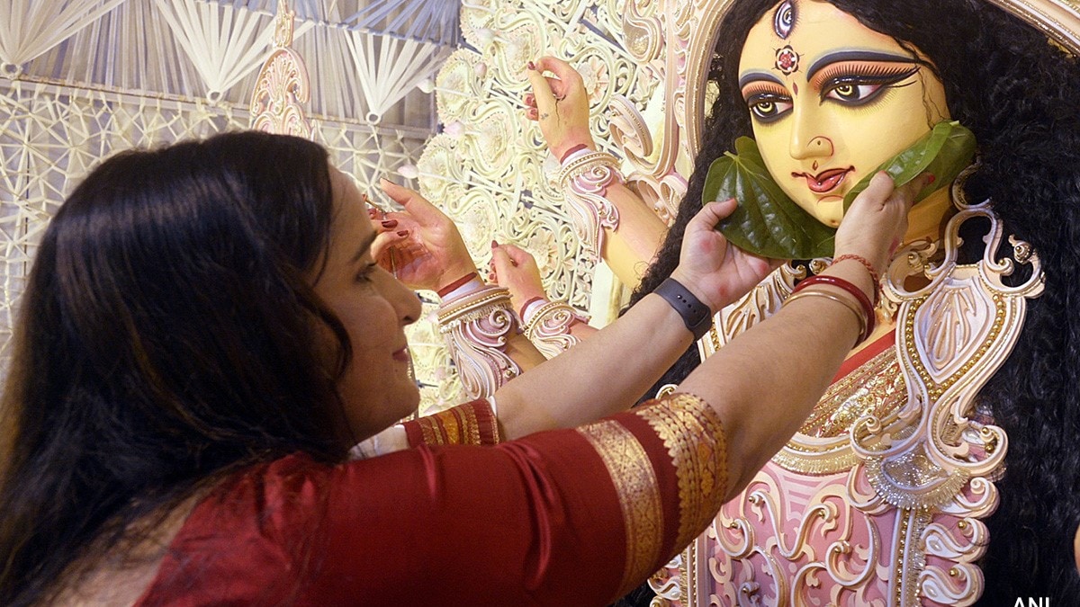Best Durga Puja Pandals To Visit In Kolkata Delhi Mumbai Bengaluru And Hyderabad Hunting