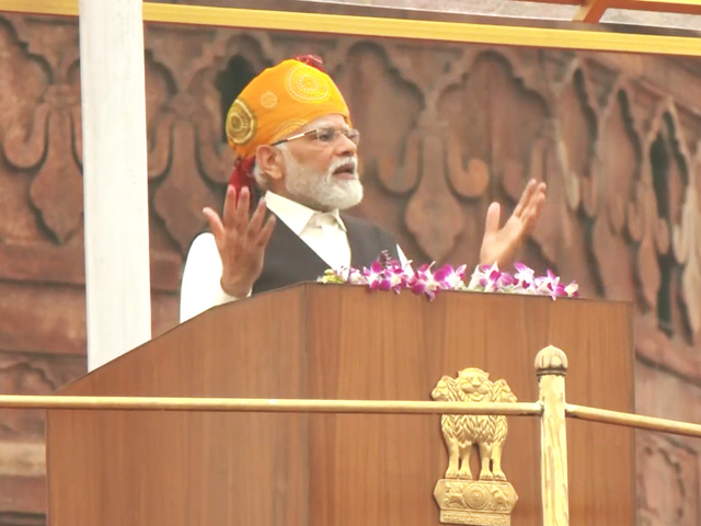 Chief Justice Of India's Folded Hands Gesture On PM's Language Remark