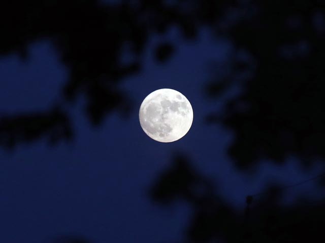 August's Second Supermoon To Light Up Night Sky Today Along With Saturn