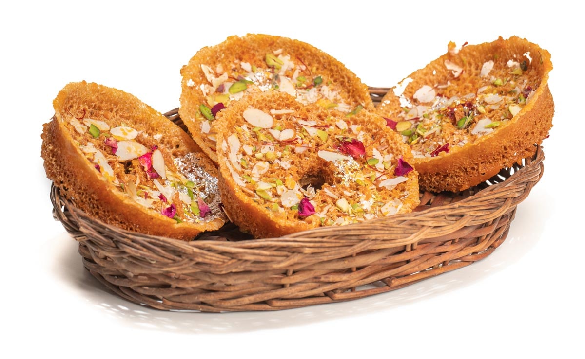 Tips To Make Perfect Ghevar | Know All About Tips To Make Perfect ...