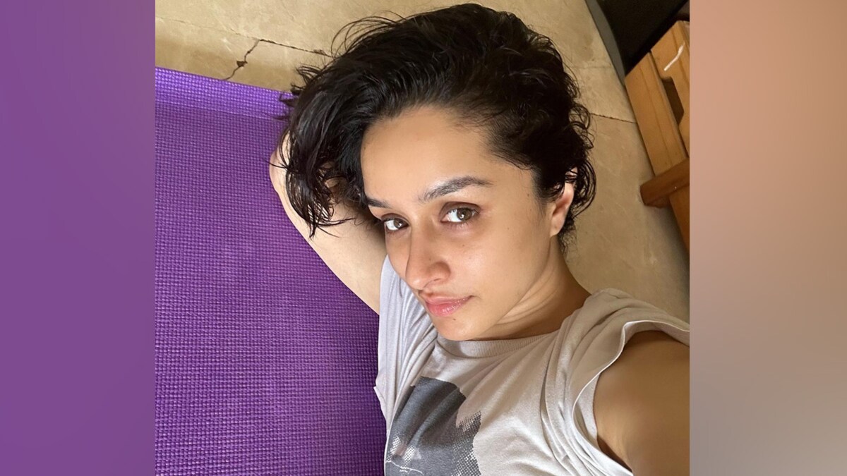 How A Fan Page Turned Shraddha Kapoors Yoga Post Into A Foodie Blast 6443