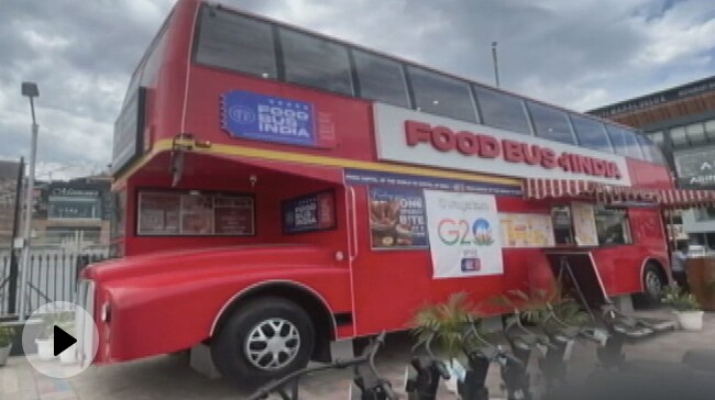 Double Decker Food Bus Prepared Special Dishes For The Guests