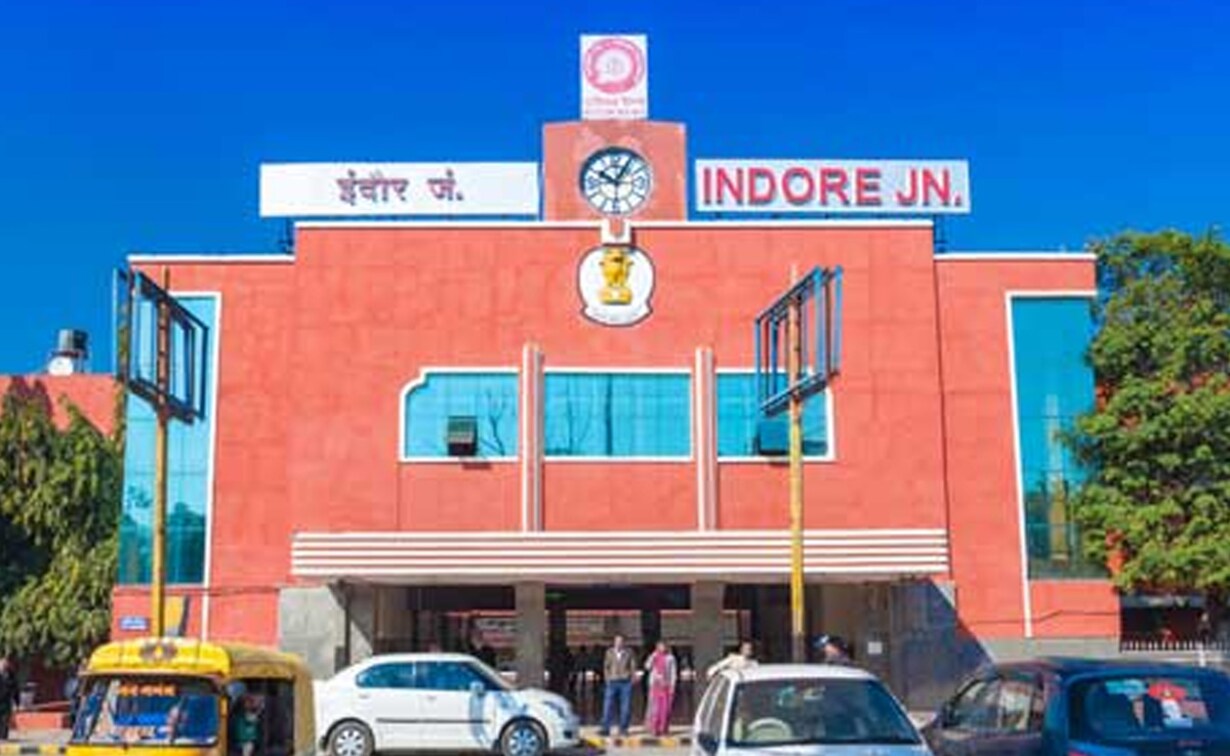 Indore News: इंदौर नगर निगम ने ‘इंडिया’ के बजाय ‘भारत’ के इस्तेमाल के ...