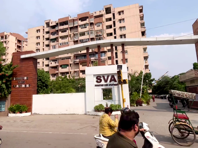 Noida के Twin Tower की तरह ध्वस्त होगा Signature View Apartment? Sharad ...
