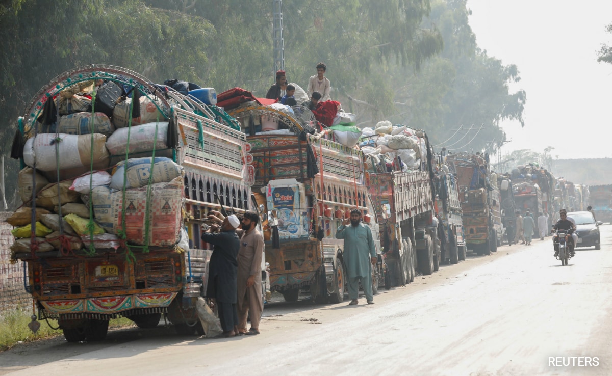 Pakistan To Begin Deportation Of Illegal Immigrants From Nov 2: Minister