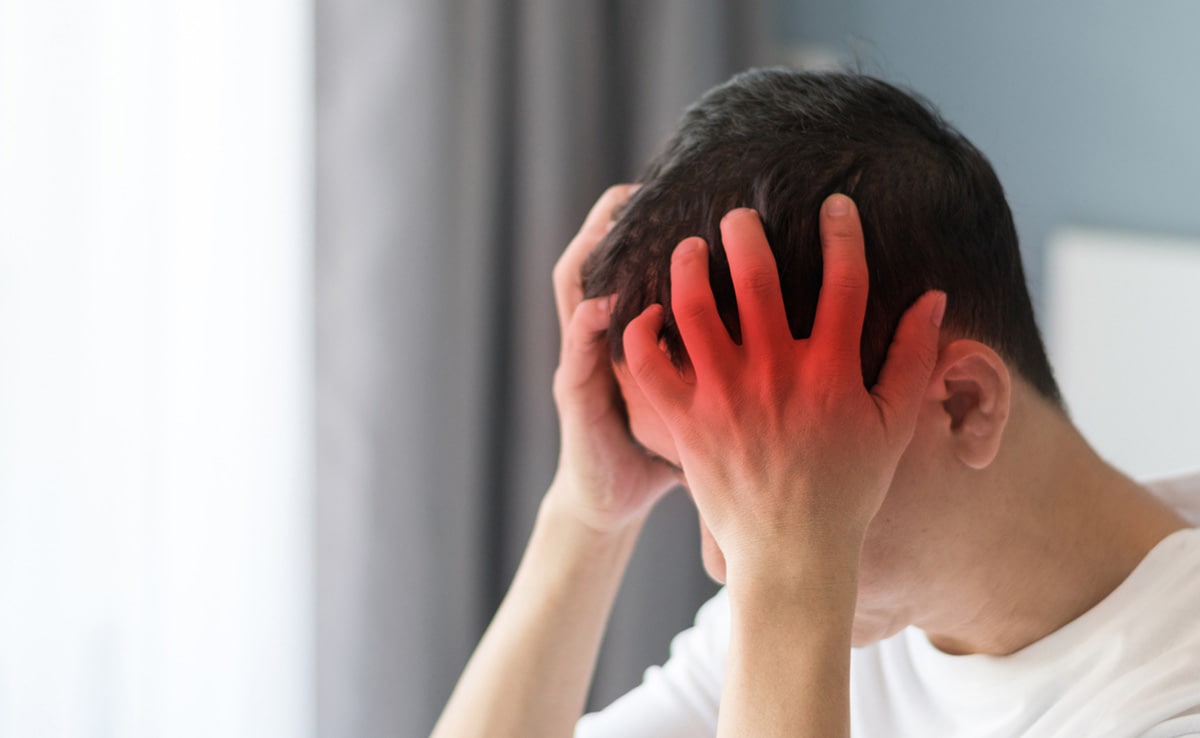 Brain Health: Weakness In The Arm & Other Early Signs Of A Stroke